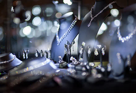 Jewelry Stores - Overland Park - KARATS